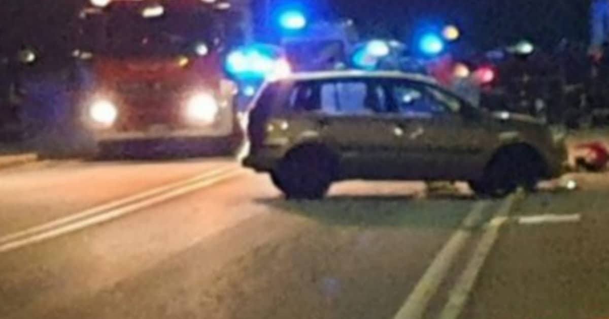 Auto senza controllo, travolge una famiglia Auto senza controllo, travolge una famiglia
