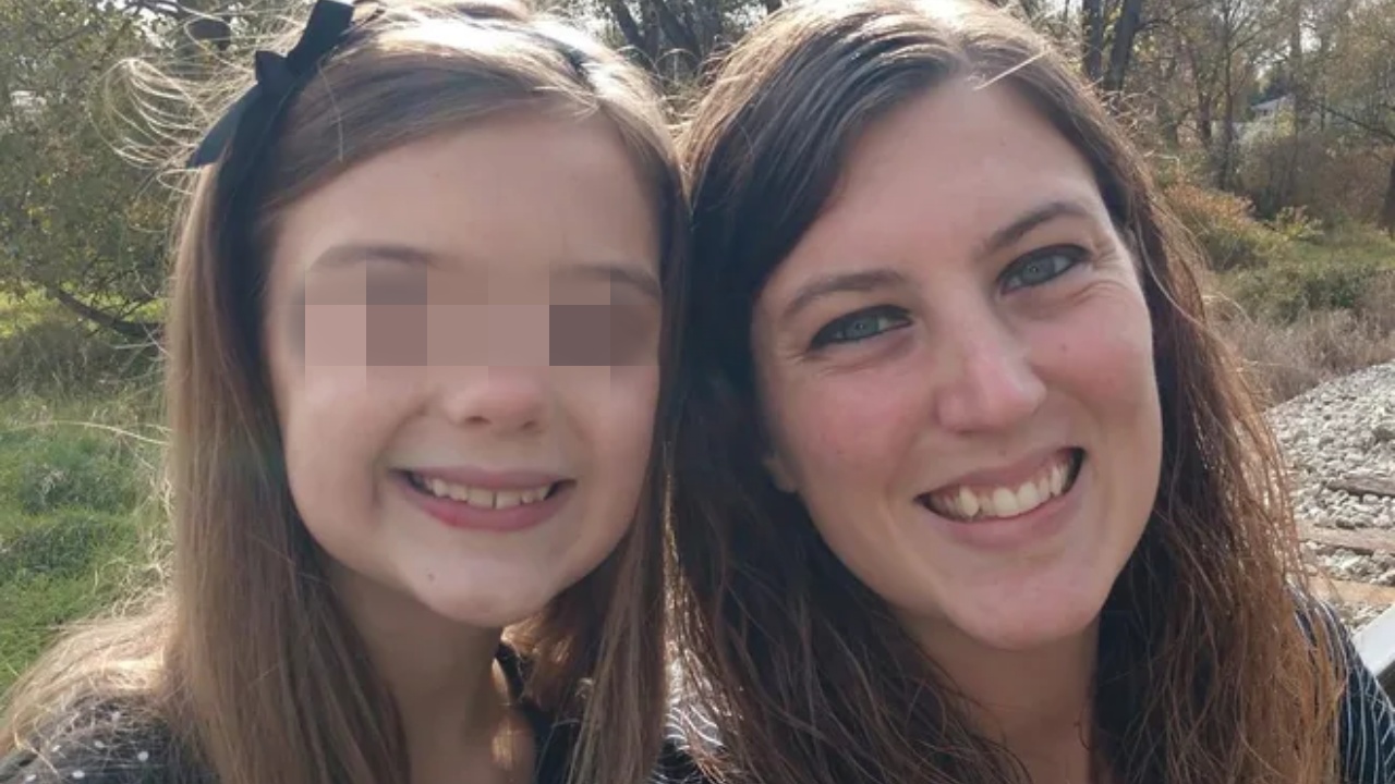 Lindsey Abbuhl Madre Inventa Il Cancro Della Figlia Condannata Bigodino