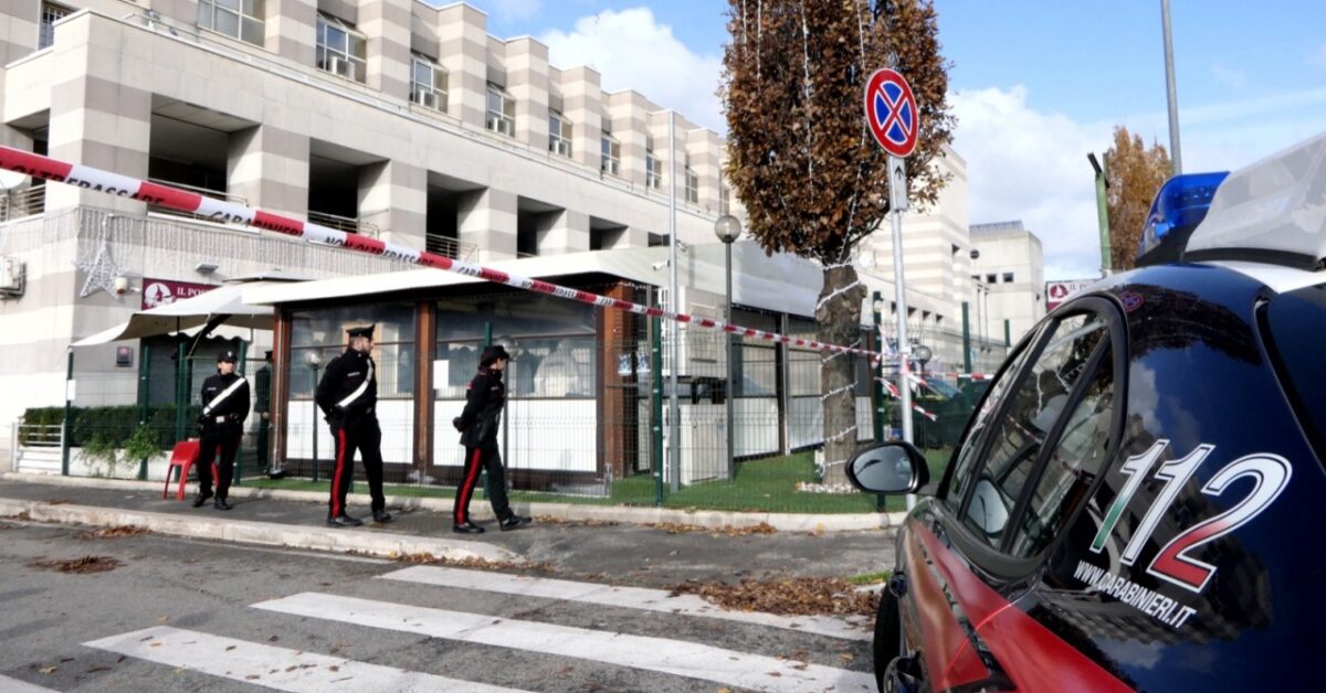 Fabiana De Angelis: lo strazio senza fine di suo marito Giulio - Bigodino Fabiana De Angelis: lo strazio senza fine di suo marito Giulio - Bigodino